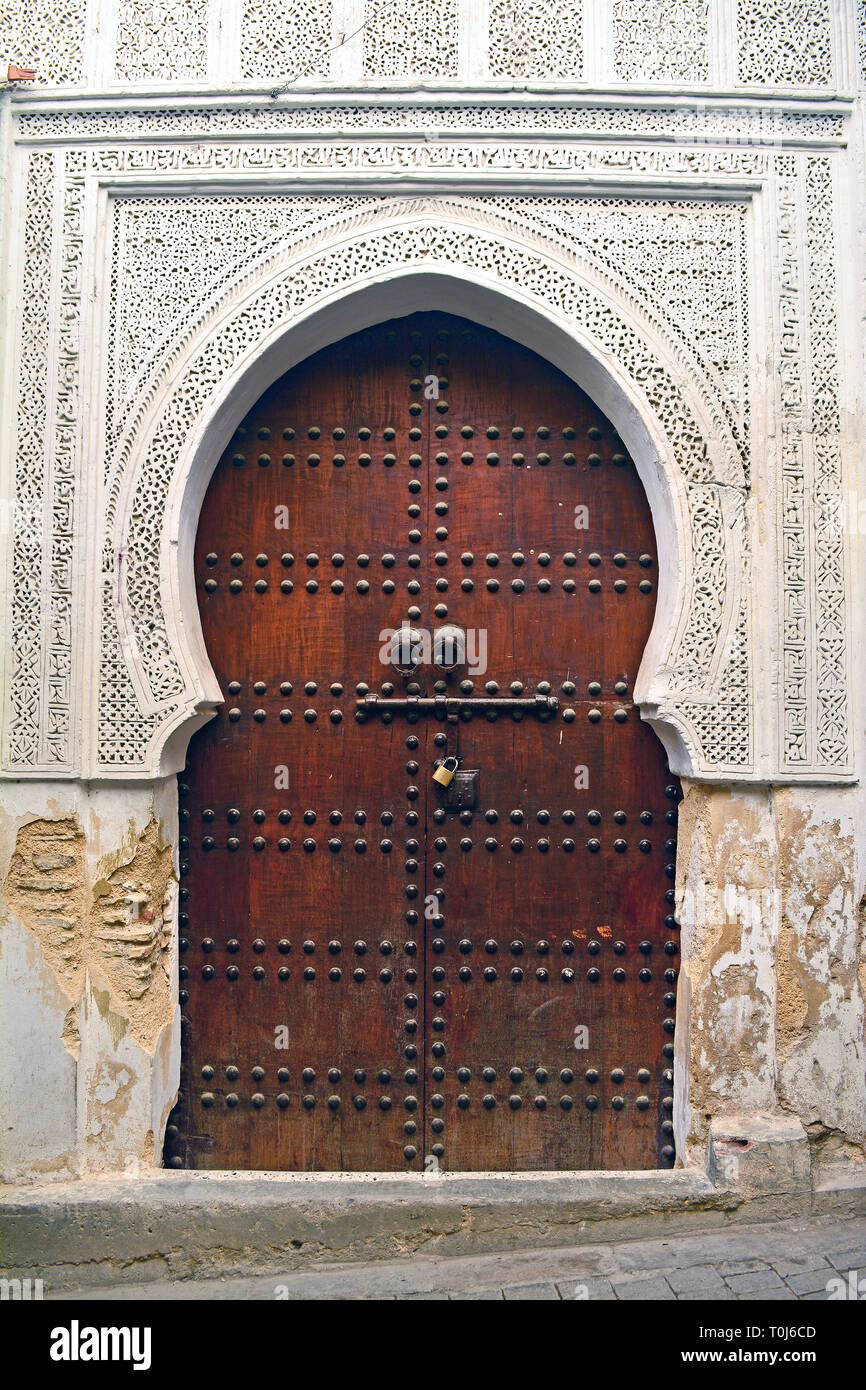 Islamic geometric patterns hi-res stock photography and images - Alamy