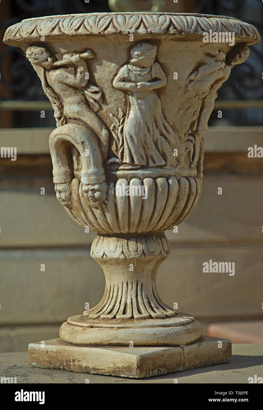 Carved decorations hi-res stock photography and images - Alamy