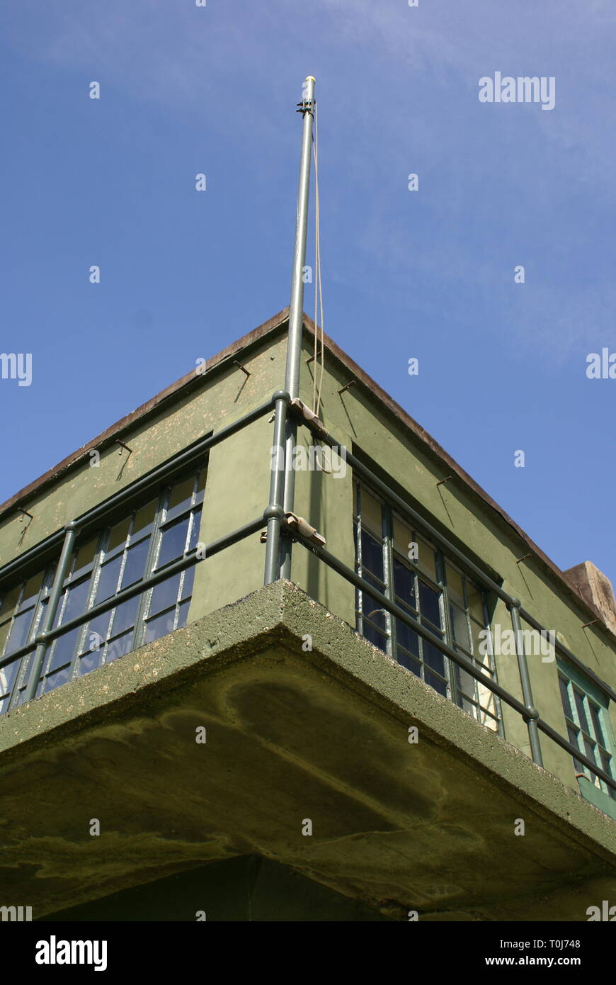Rcaf halifax bomber hi-res stock photography and images - Alamy