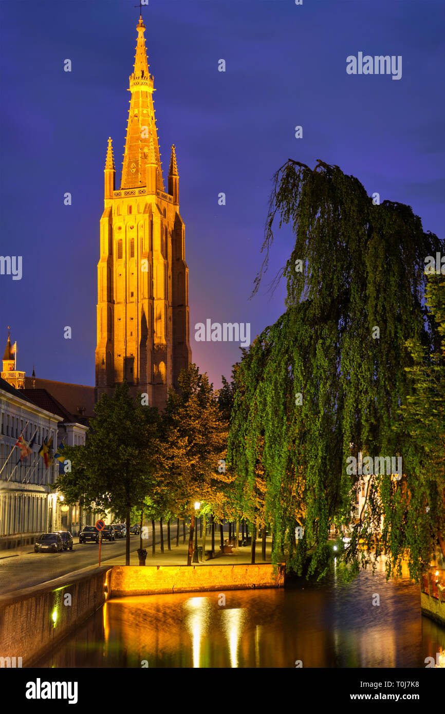 Tower church our lady bruges hi-res stock photography and images - Alamy