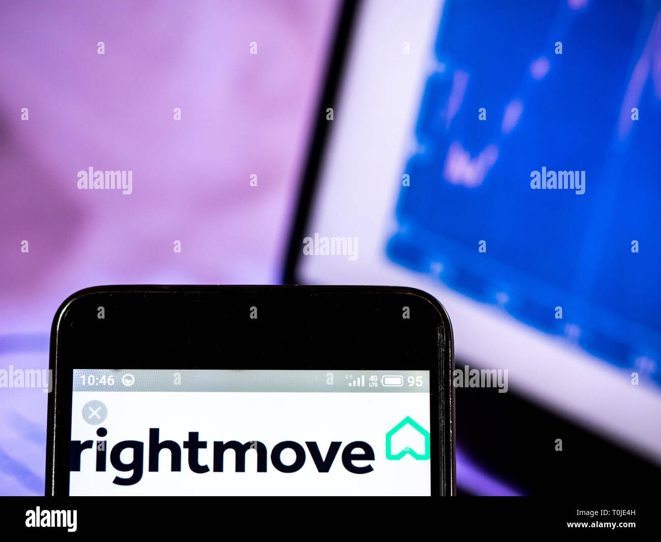 Rightmove logo hi-res stock photography and images - Alamy