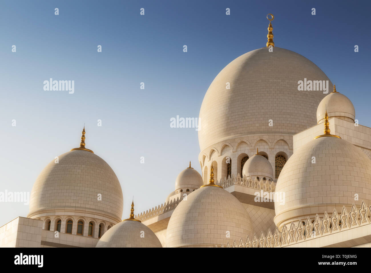 Dome at Arabic mosque in Abu Dhabi. UAE Stock Photo - Alamy