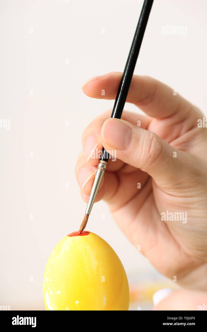 Hand coloring hi-res stock photography and images - Alamy