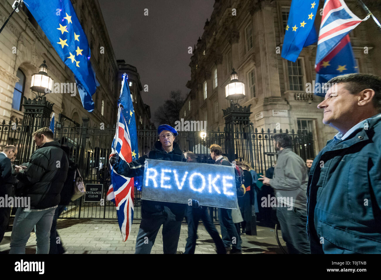 Number 10 downing street inside hi-res stock photography and images - Alamy
