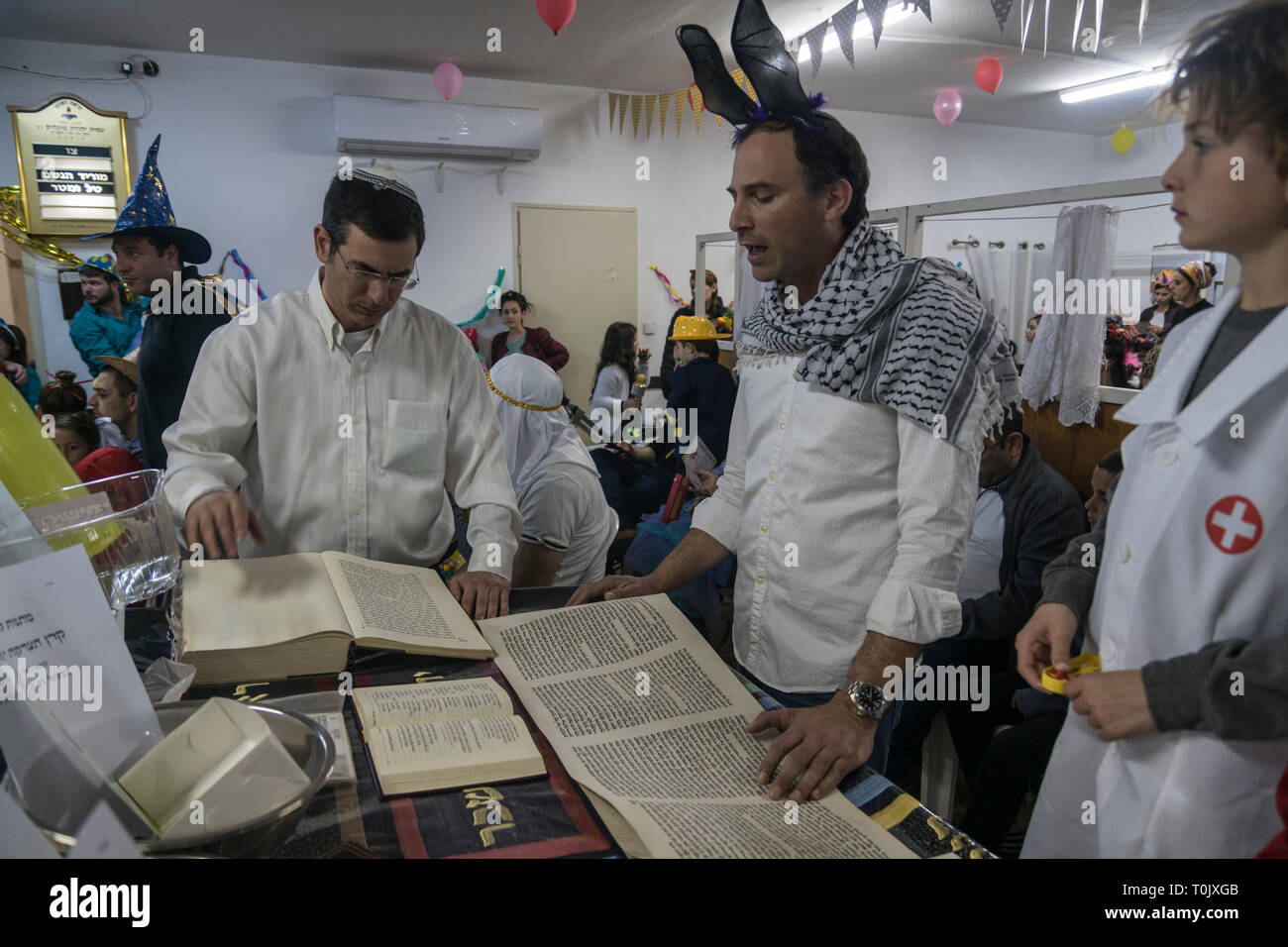 Yagil henkin hi-res stock photography and images - Alamy