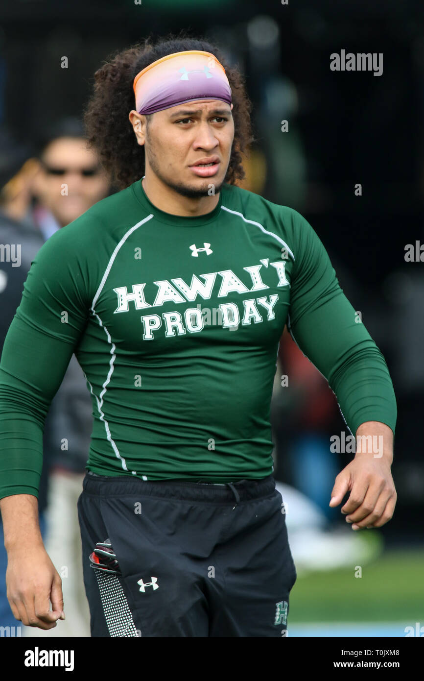 March 19, 2019.Hawaii Warriors linebacker Jahlani Tavai (31) during the ...
