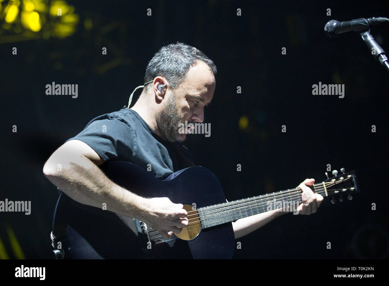 Dave john matthews songwriter hi-res stock photography and images - Alamy