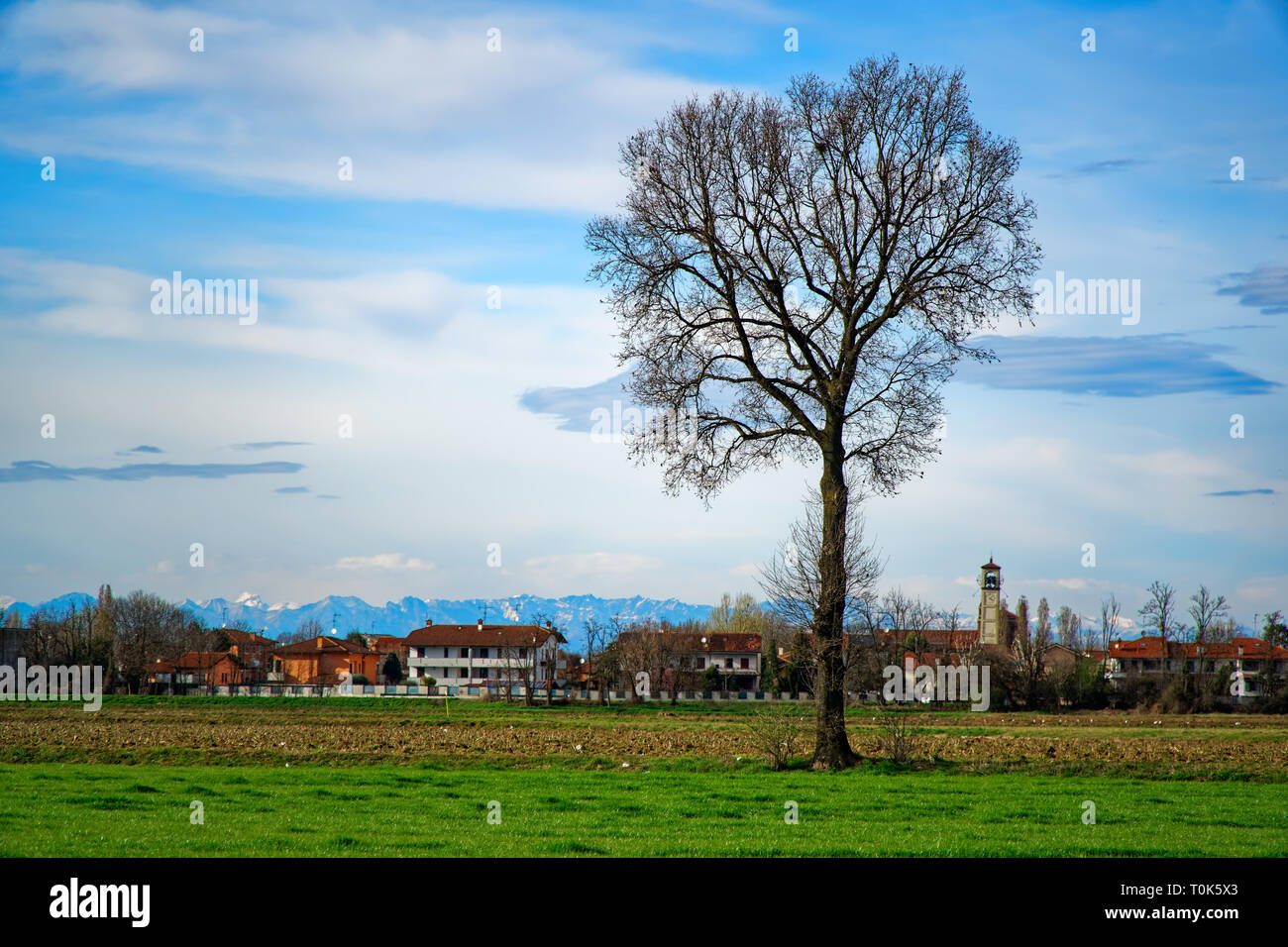 Loneliness symbolism hi-res stock photography and images - Alamy