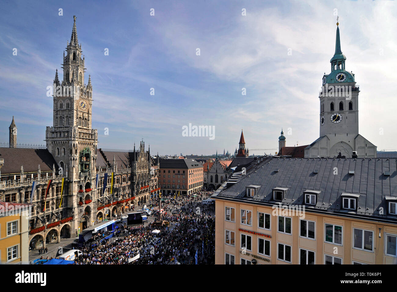 geography / travel, Germany, Munich, Marienplatz, Alter Peter (Old St ...