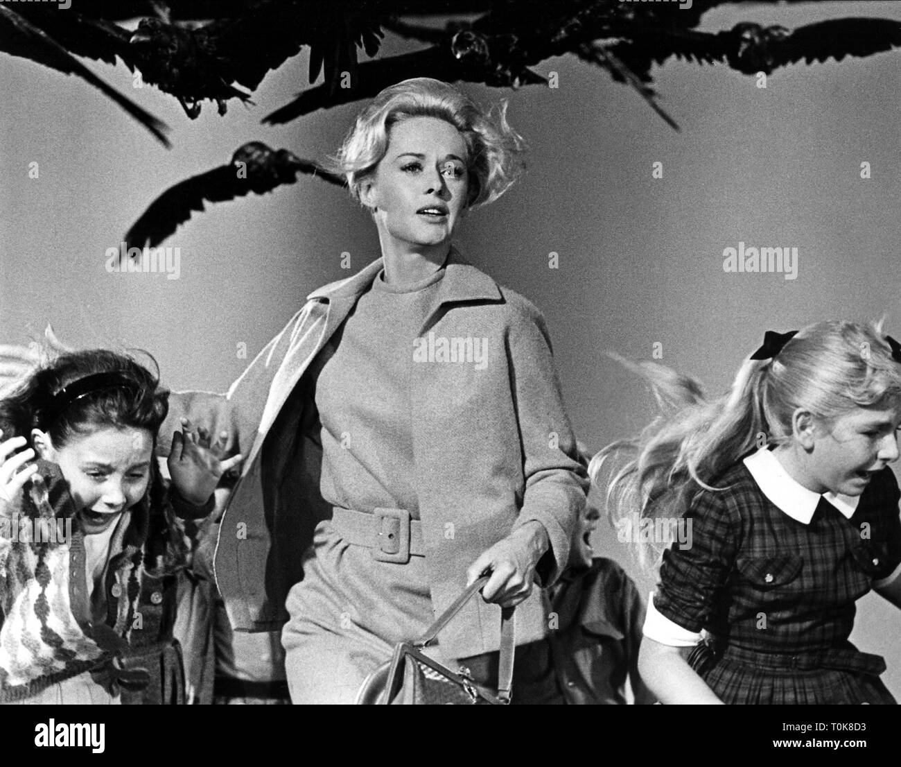 Birds tippi hedren alfred Black and White Stock Photos & Images - Alamy