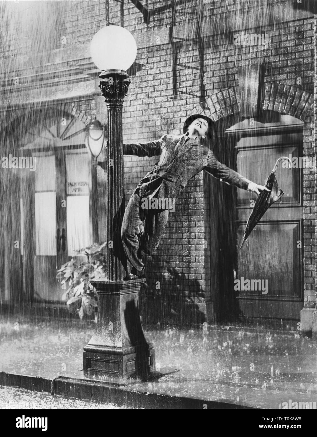 Singing In The Rain Black And White