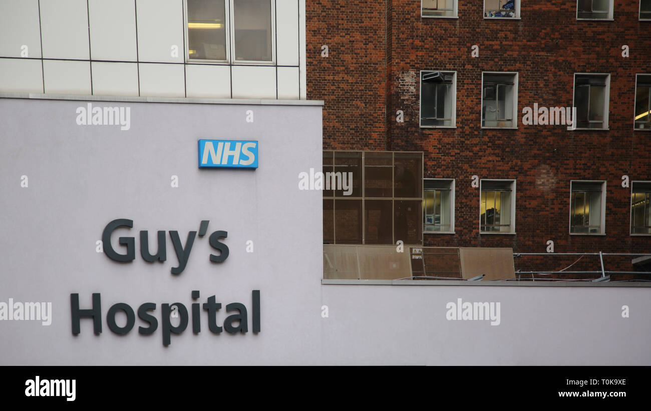Southwark London England Guy's Hospital Main Entrance Stock Photo - Alamy