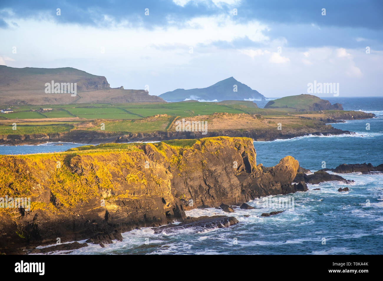 Cliffs on Valentia Island near Portmagee Stock Photo - Alamy