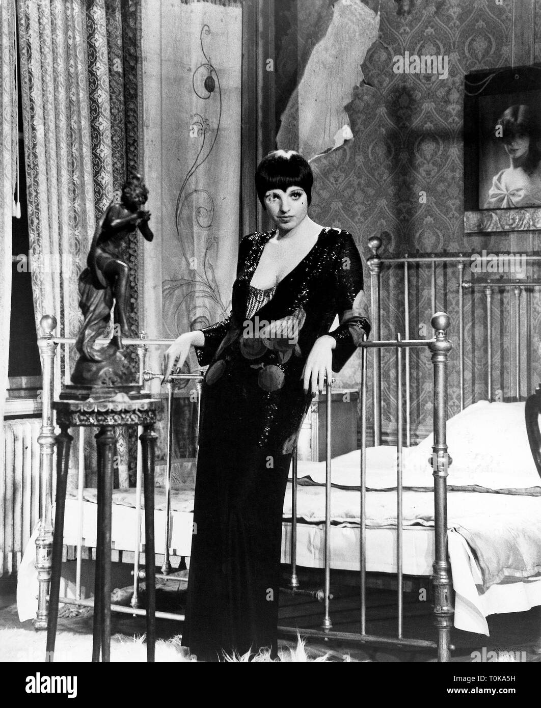 Liza minnelli cabaret film Black and White Stock Photos & Images - Alamy