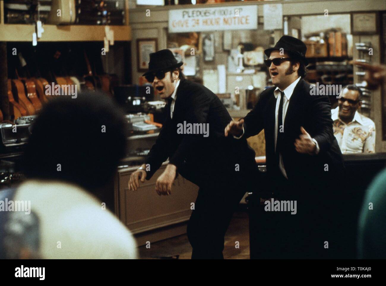 DAN AYKROYD, JOHN BELUSHI, THE BLUES BROTHERS, 1980 Stock Photo - Alamy