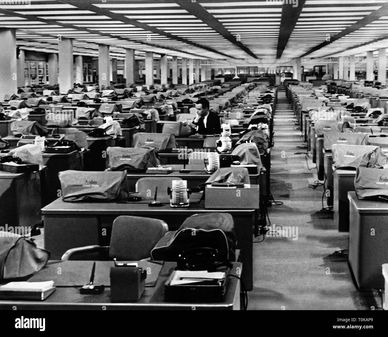 The apartment 1960 hi-res stock photography and images - Alamy