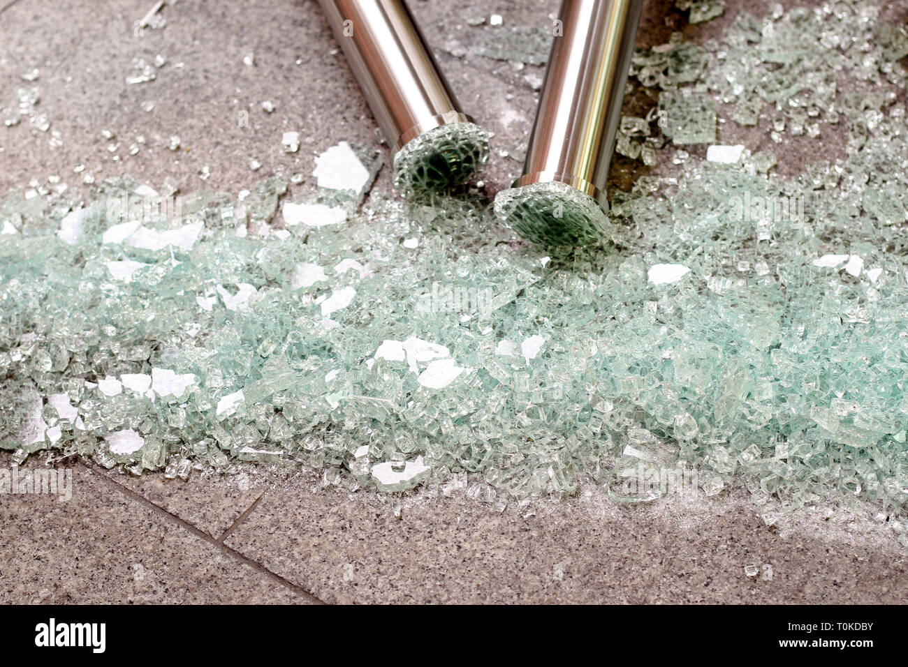Big pile of broken glass after destruction damage Stock Photo - Alamy