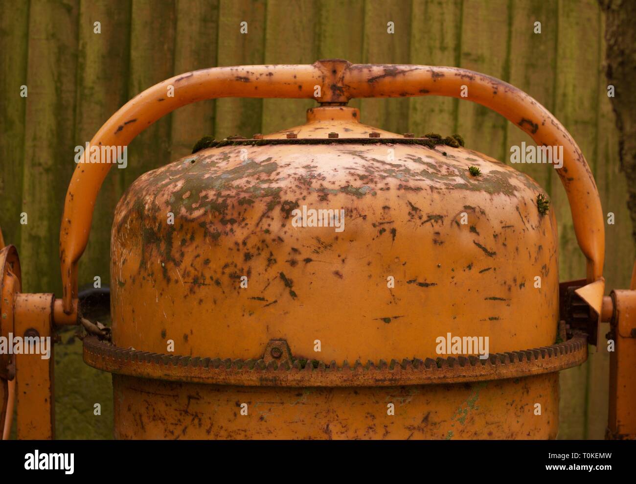 Old cement concrete mixer hi-res stock photography and images - Alamy