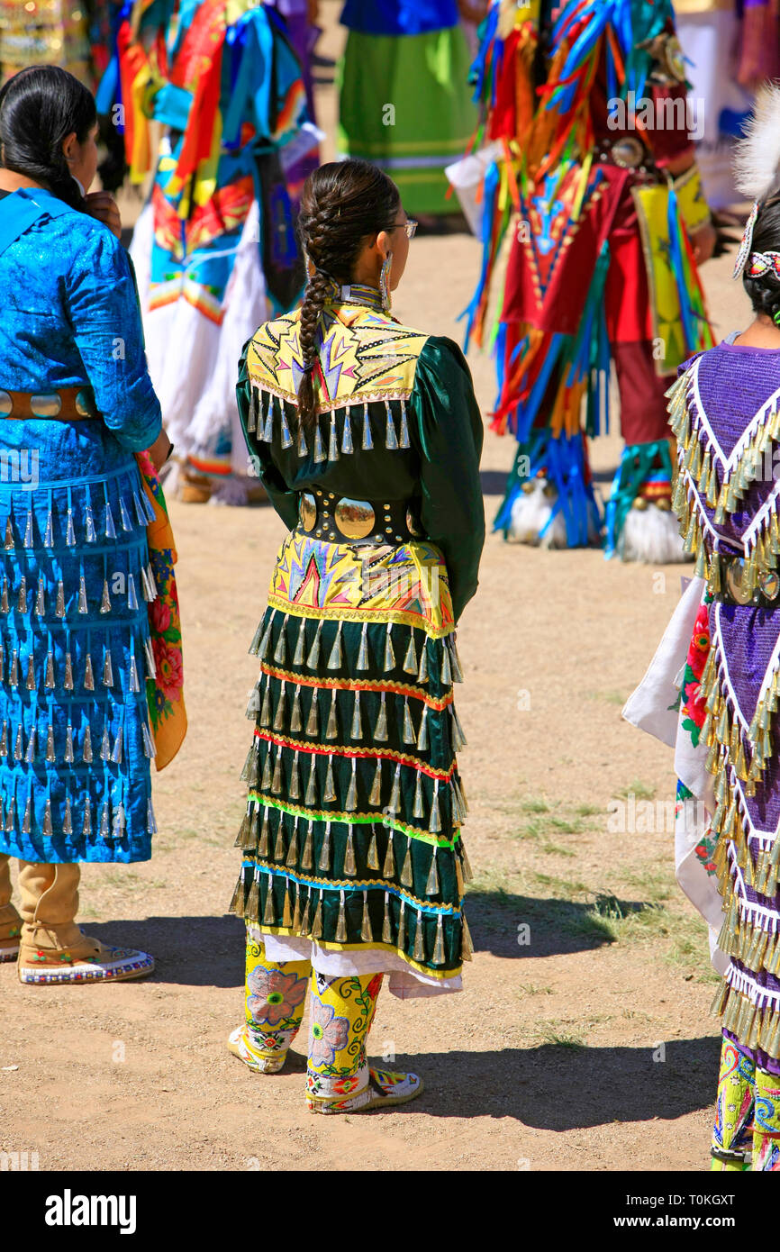 Navajo drum woman hi-res stock photography and images - Alamy