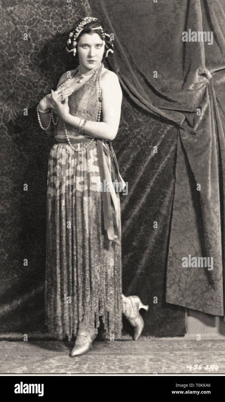 Promotional portrait of Nita Naldi Stock Photo - Alamy