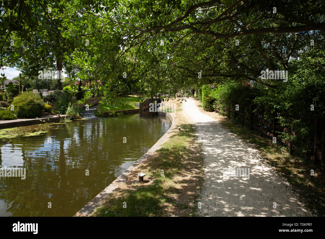 Chesterfield canal at Turnerwood double locks Stock Photo - Alamy