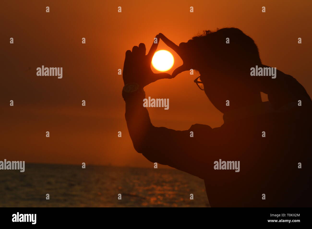 Golden sun hi-res stock photography and images - Alamy