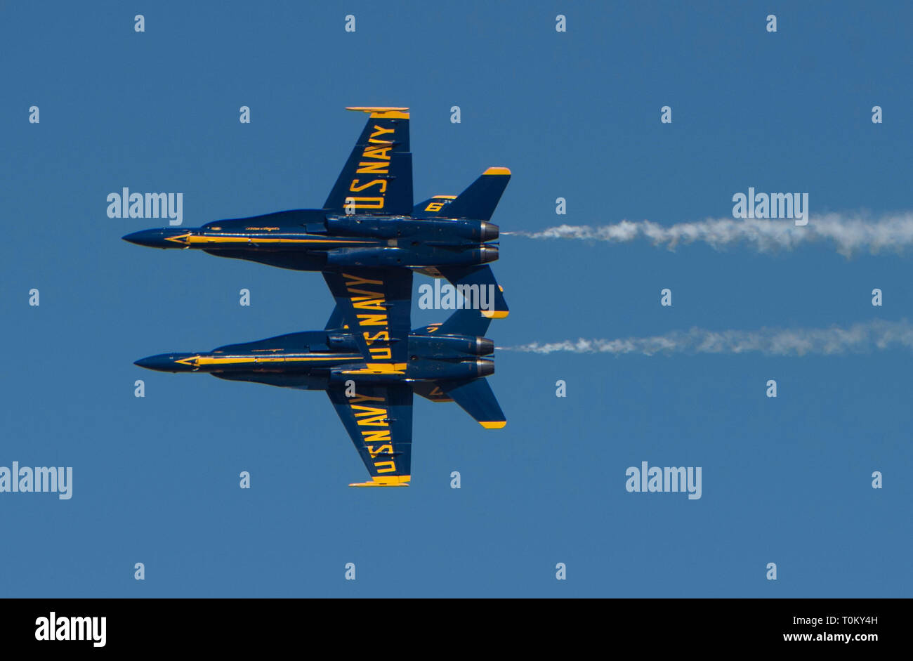 Tuck and roll hi-res stock photography and images - Alamy