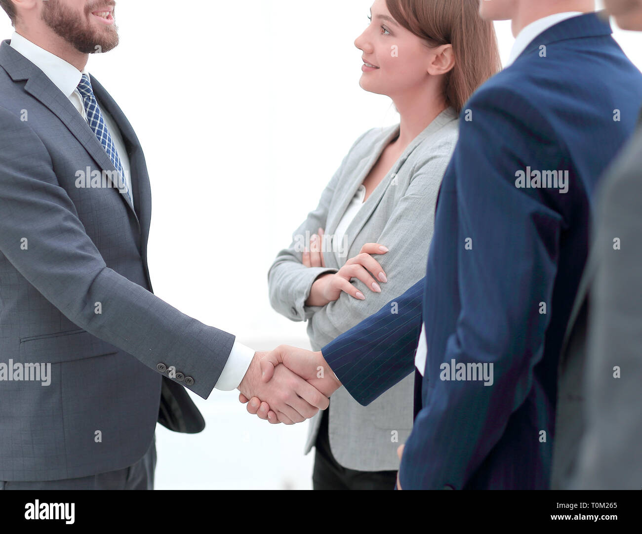 welcome handshake of business partners Stock Photo - Alamy