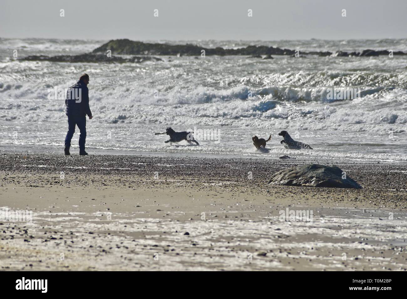 Traeth cymyran beach wales hi-res stock photography and images - Alamy