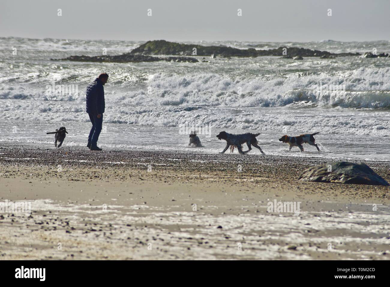 Traeth cymyran beach wales hi-res stock photography and images - Alamy