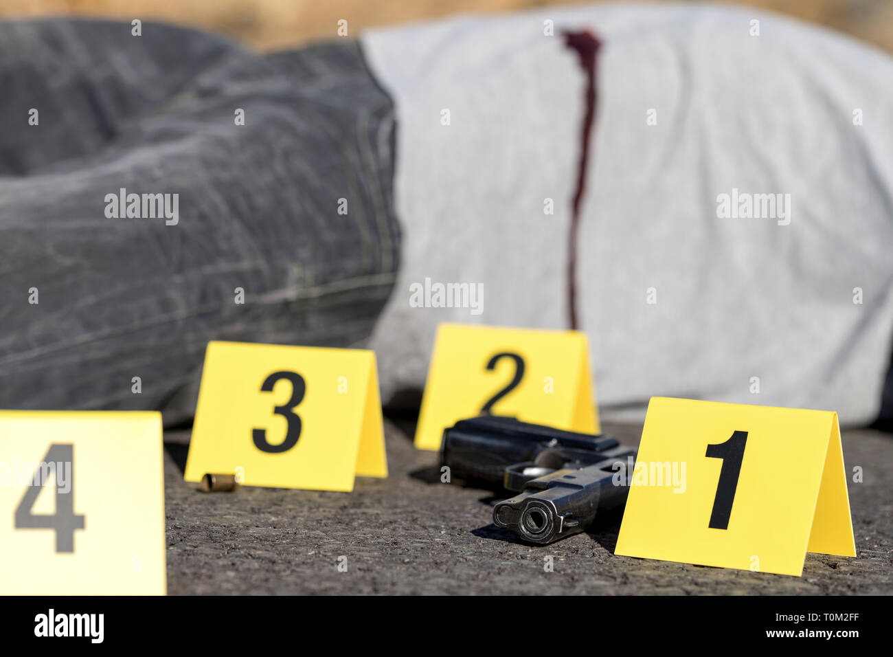 ID tents at crime scene after gunfight Stock Photo - Alamy