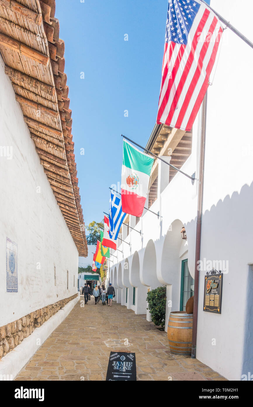 Street in Spain in La Arcada shops in Santa Barbara, CA Stock Photo - Alamy