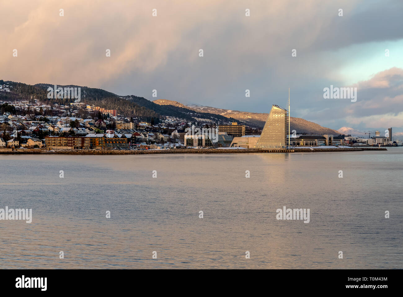 Molde hi-res stock photography and images - Alamy