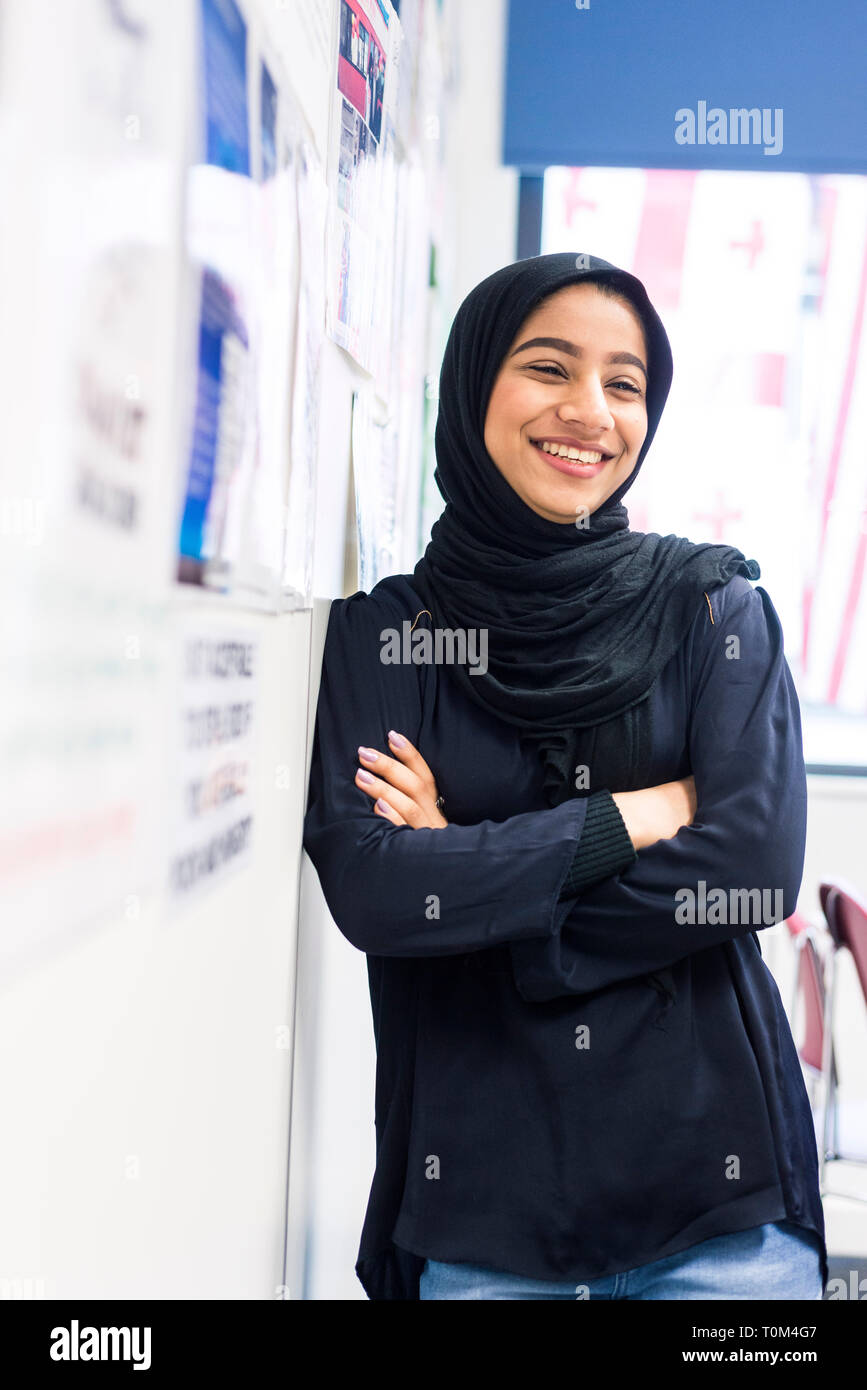 Female muslim college student on hi-res stock photography and images ...