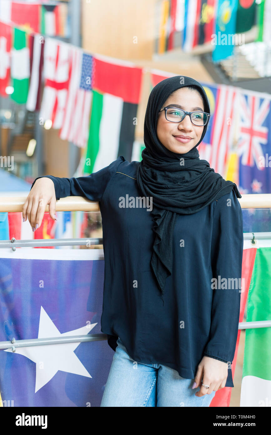 Muslim female students hi-res stock photography and images - Alamy