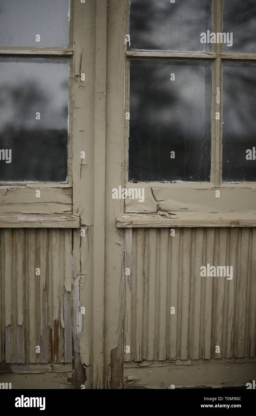 Weathered Glass Stock Photos & Weathered Glass Stock Images - Alamy