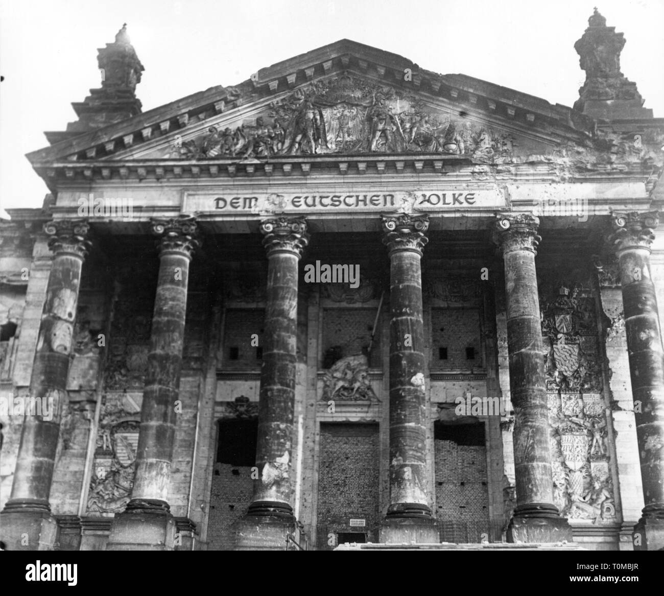 1957 building hi-res stock photography and images - Alamy