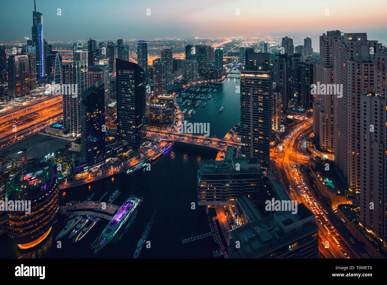 Dubai sunset view hi-res stock photography and images - Alamy