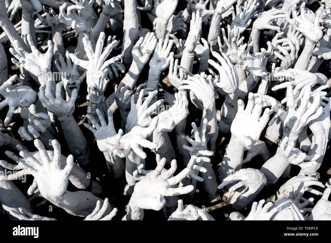 The hands sculpture hi-res stock photography and images - Alamy