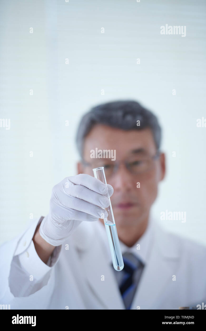 Senior Japanese researcher in the lab Stock Photo - Alamy