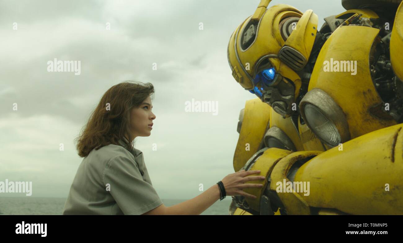 Bumblebee Hailee Steinfeld High Resolution Stock Photography and Images ...