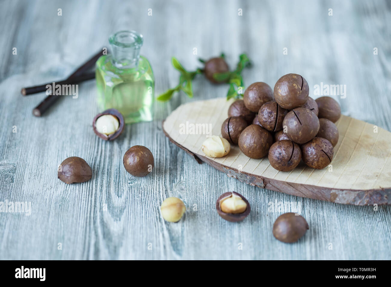 Macadamia kernels walnut oil hi-res stock photography and images - Alamy