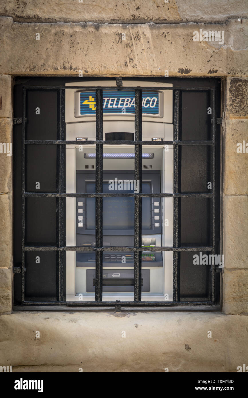Atm behind bars hi-res stock photography and images - Alamy