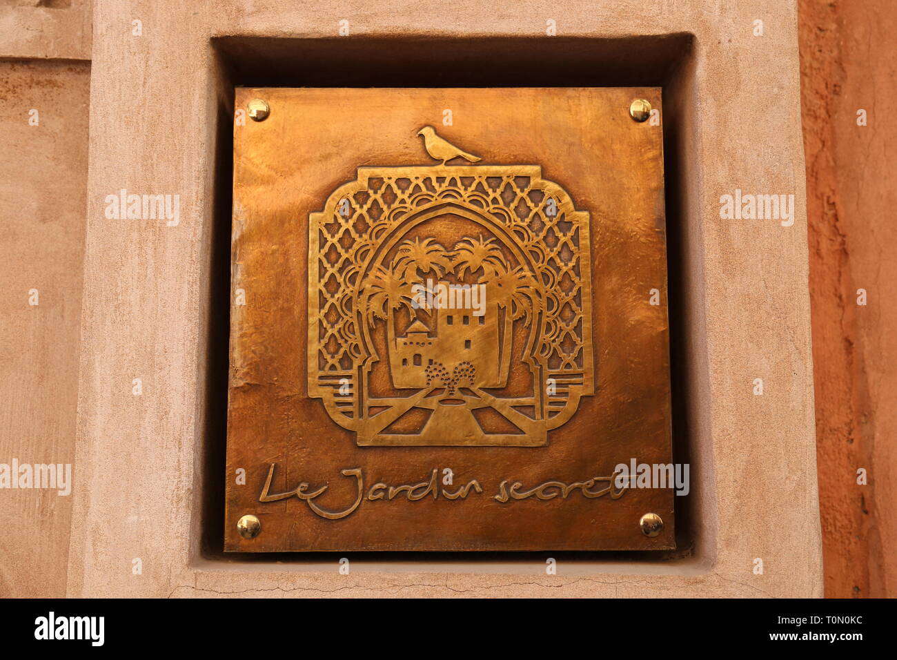 Plaque at entrance to the Secret Garden, Rue Mouassine, Medina ...