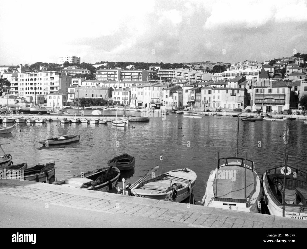 geography / travel, France, Cassis, harbour, view, 1960s, Additional ...