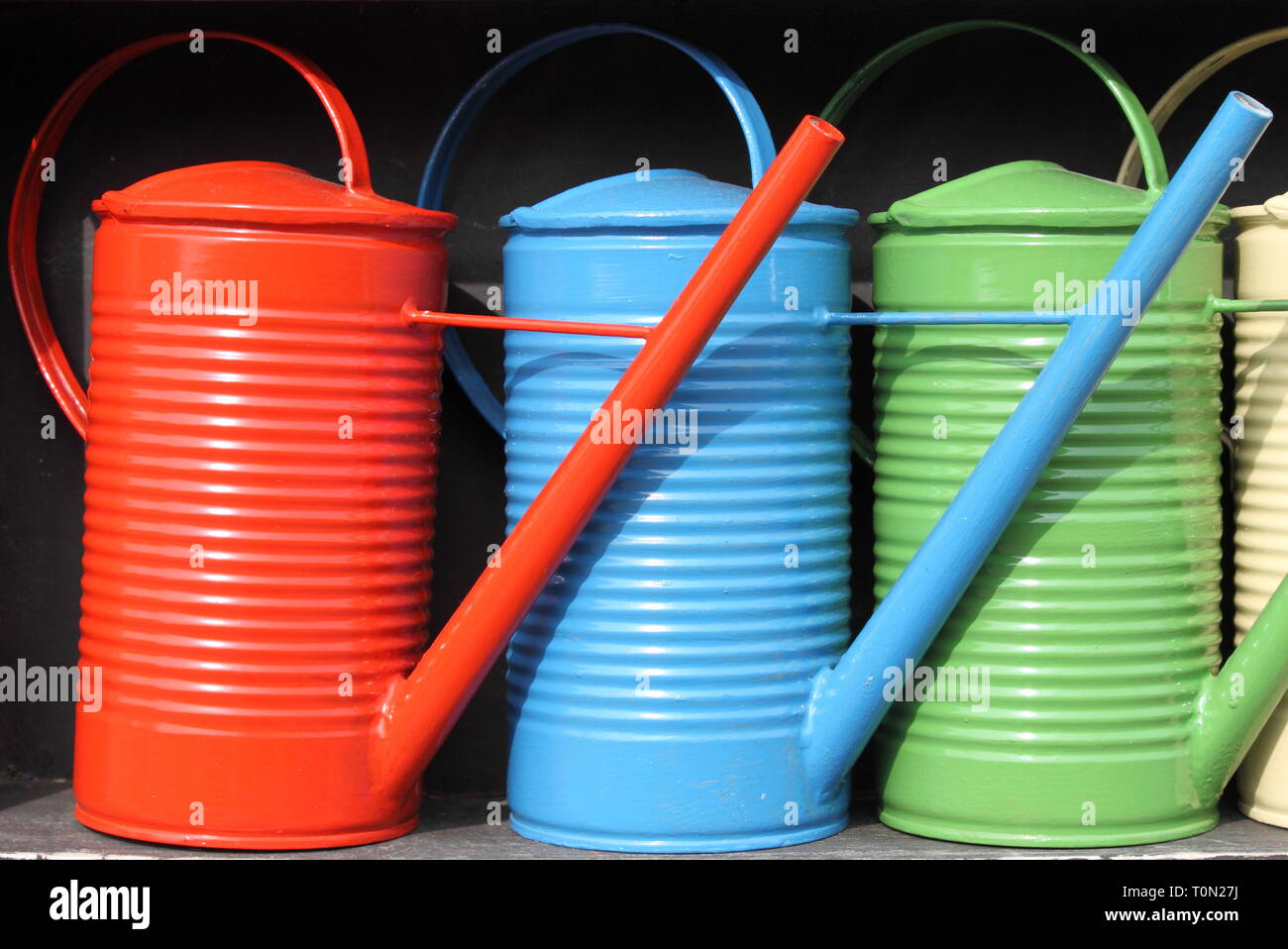 Rows of cans hi-res stock photography and images - Alamy