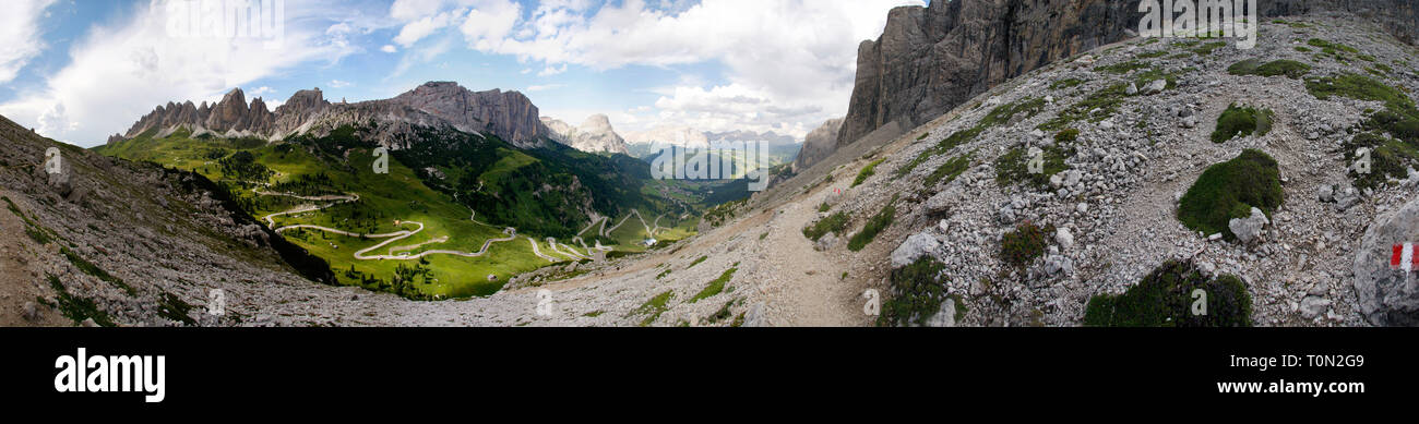Panorama: Groedner Joch mit den Puezspitzen, Dolomiten, Alpen Stock ...