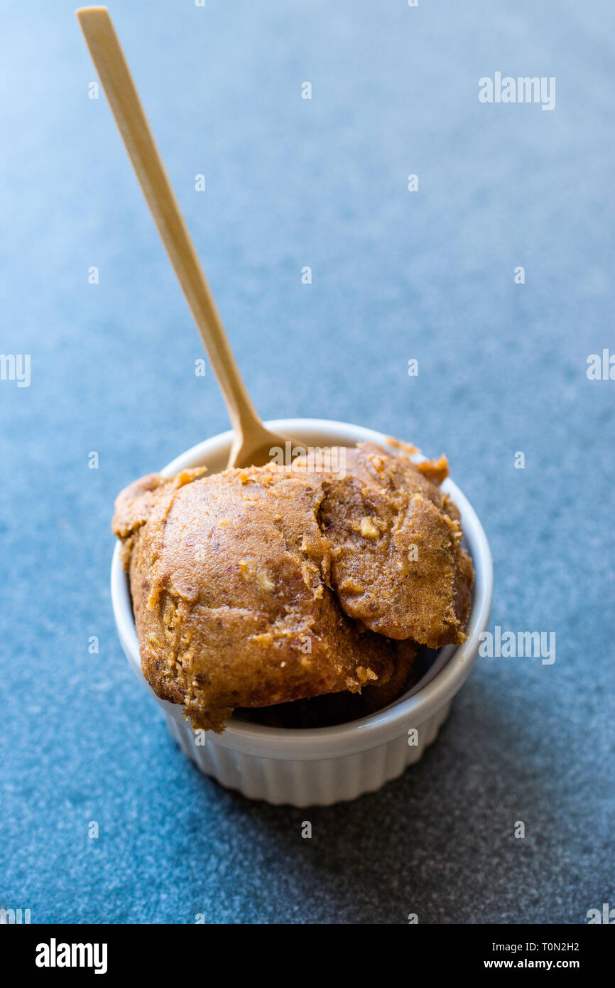 Japan miso paste hi-res stock photography and images - Alamy