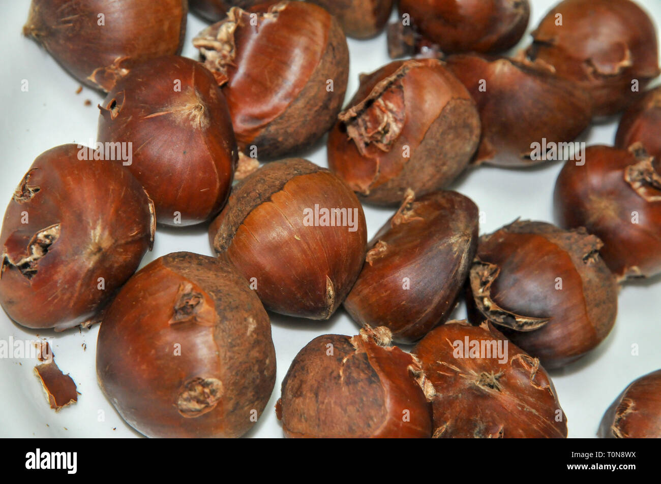 Chestnut roasting hi-res stock photography and images - Alamy