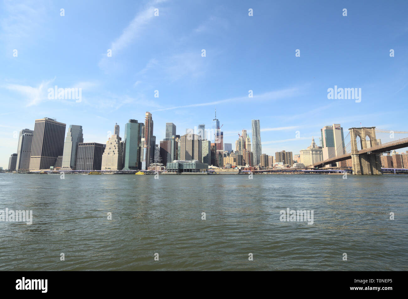 Manhattan skyline from dumbo brooklyn hi-res stock photography and ...